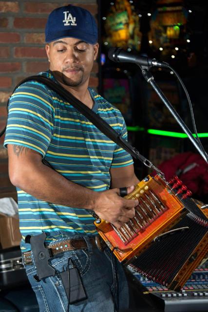Wayne Singleton & Same Ol 2 Step