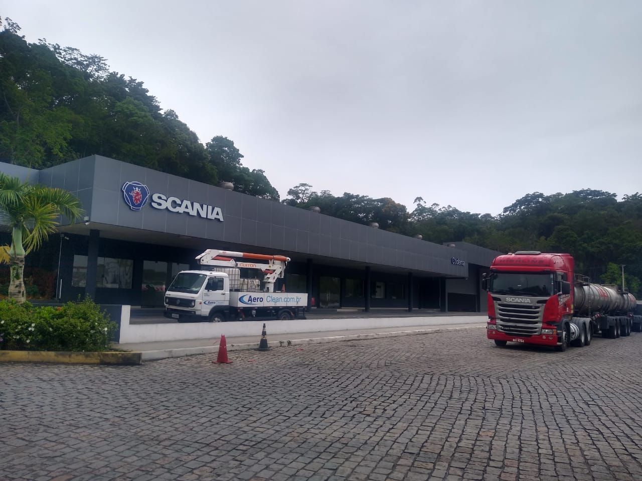 Nossas lojas - Caminhões seminovos e usados em SC