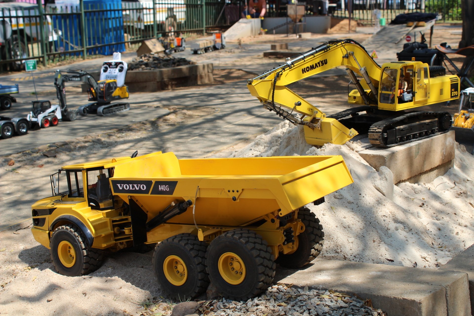 Largest selection of Model RC 1/14 scale Trucks & Machinery