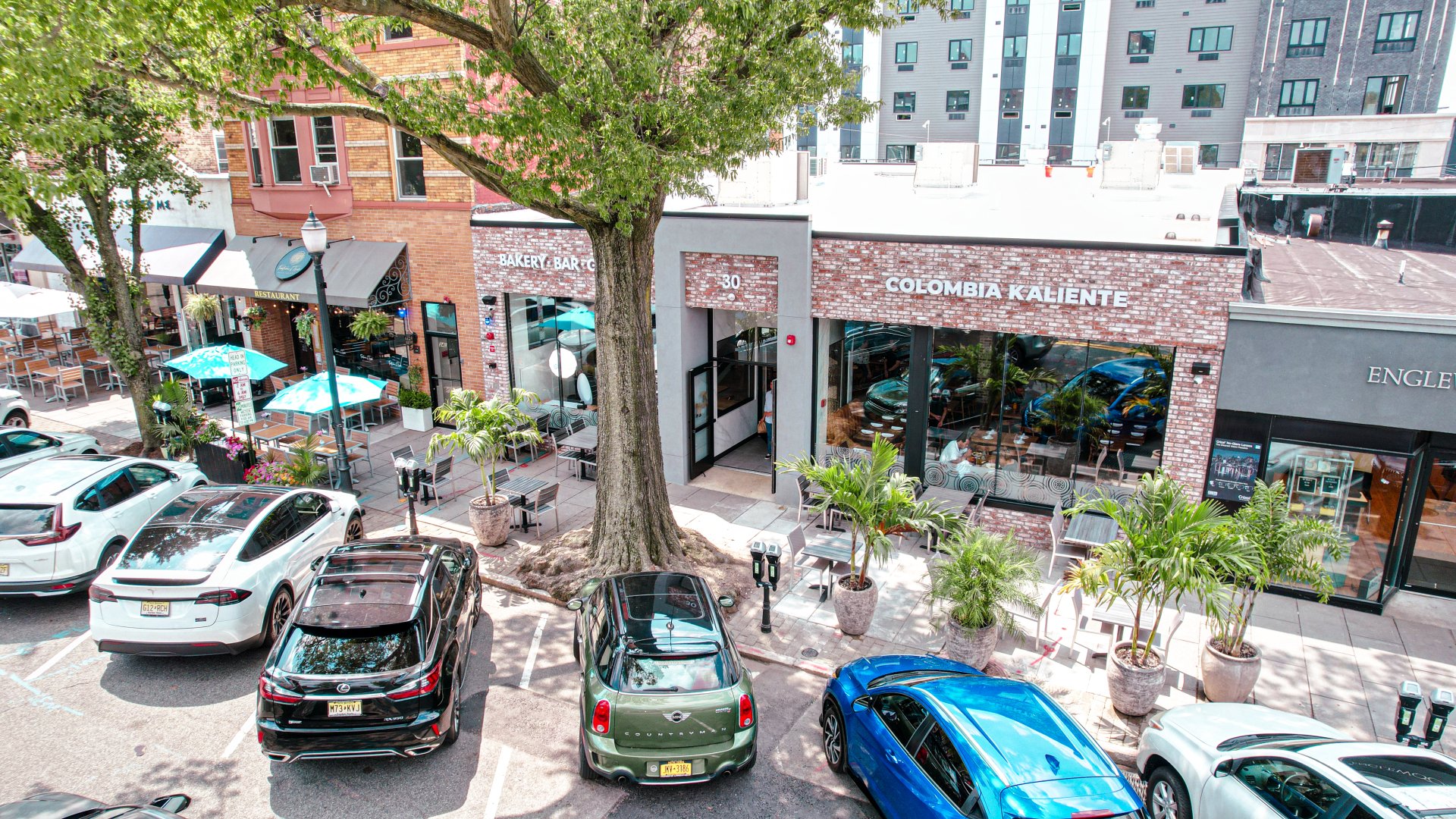 Gallery | Colombia Kaliente | Englewood, NJ