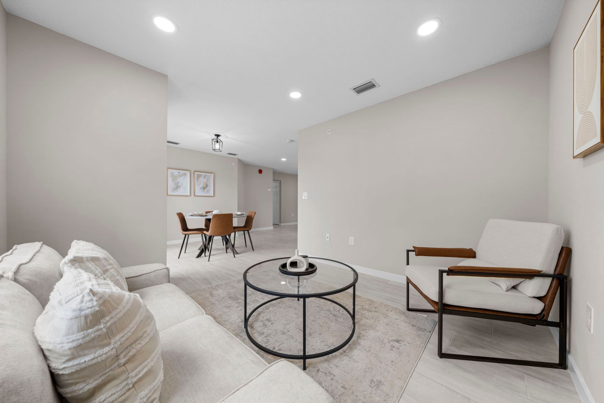 1700 Forest 2 BR Luxury Apartments | Home