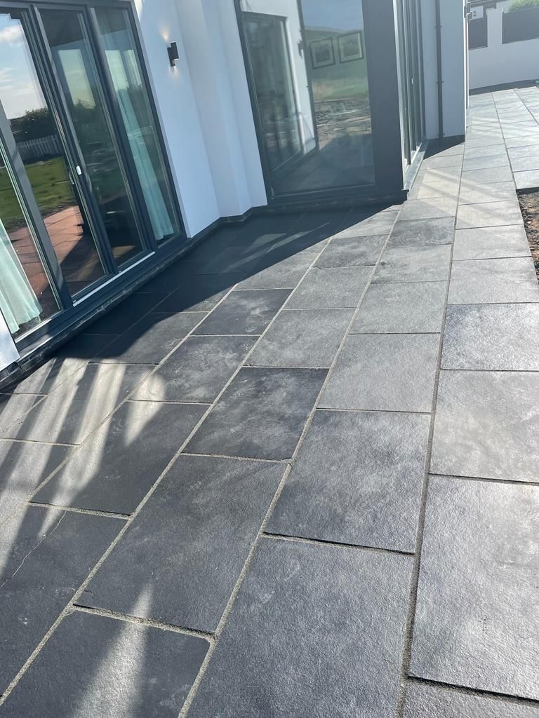 Natural Stone Driveways and Patios | Indian Stone Driveways | AM Driveways