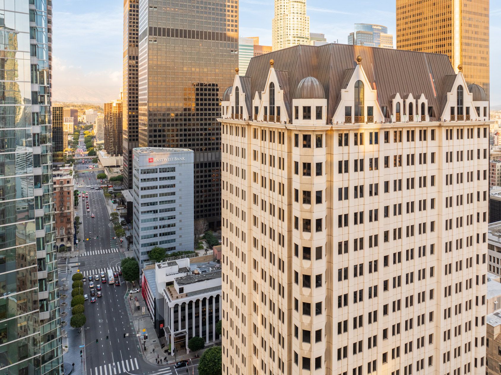 660 S Figueroa St., Los Angeles, CA