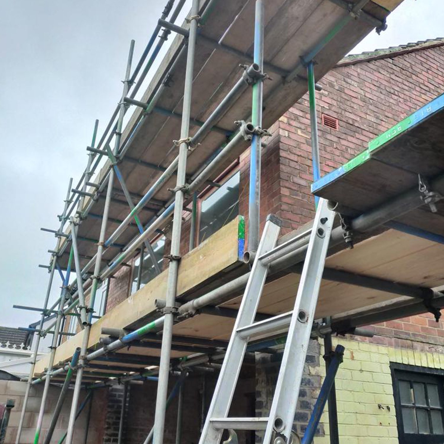 Scaffolder Manchester | Scaffolding Manchester | One9Scaffolding