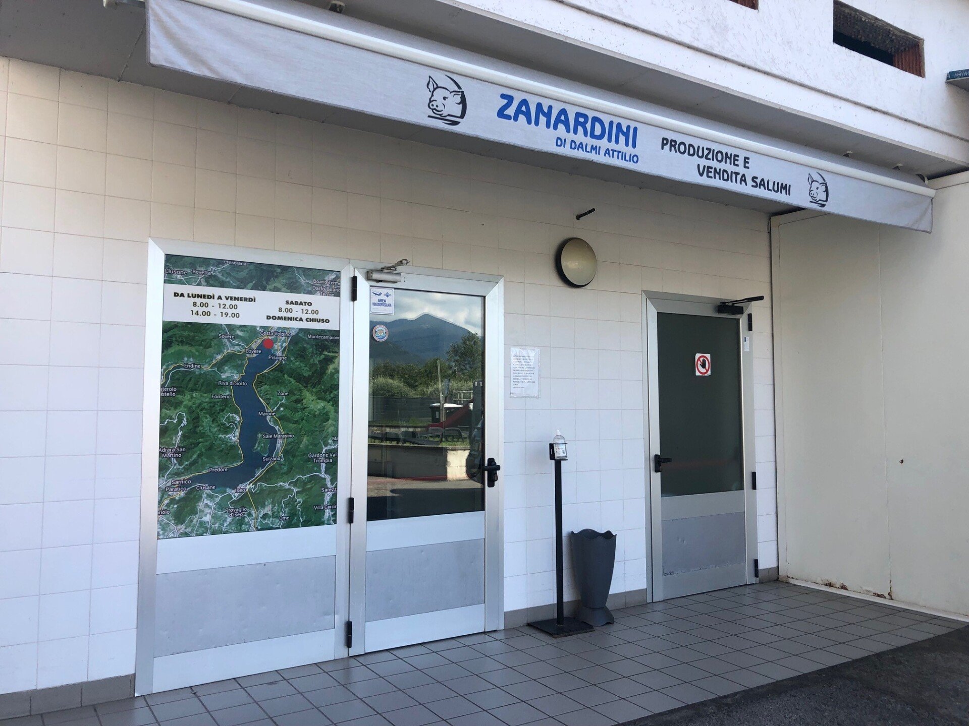 Zanardini salumi a Costa Volpino | Salumi e mezzene di suino | Bergamo