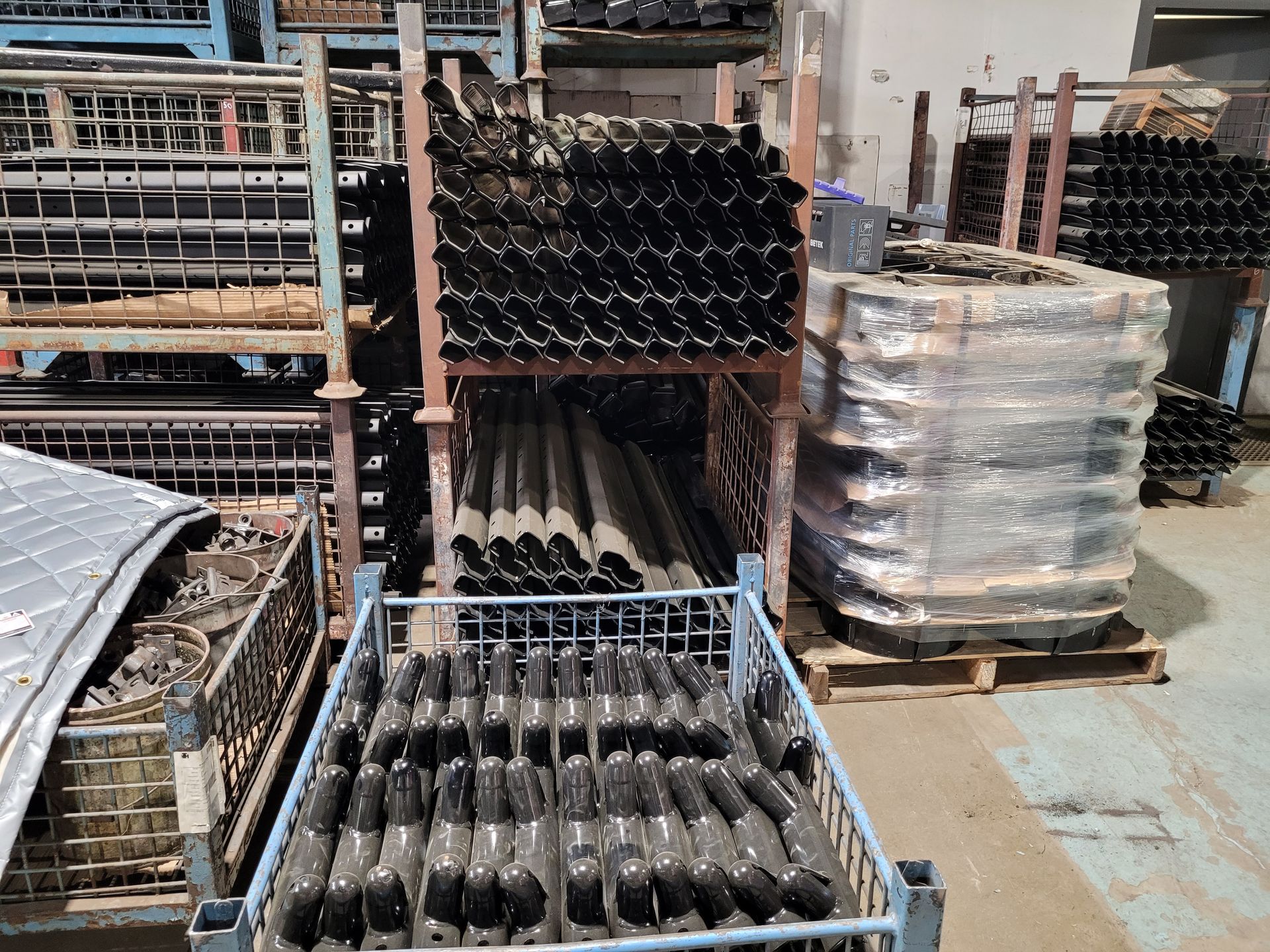 Buy Durable Replacement Snow Groomer Track Parts