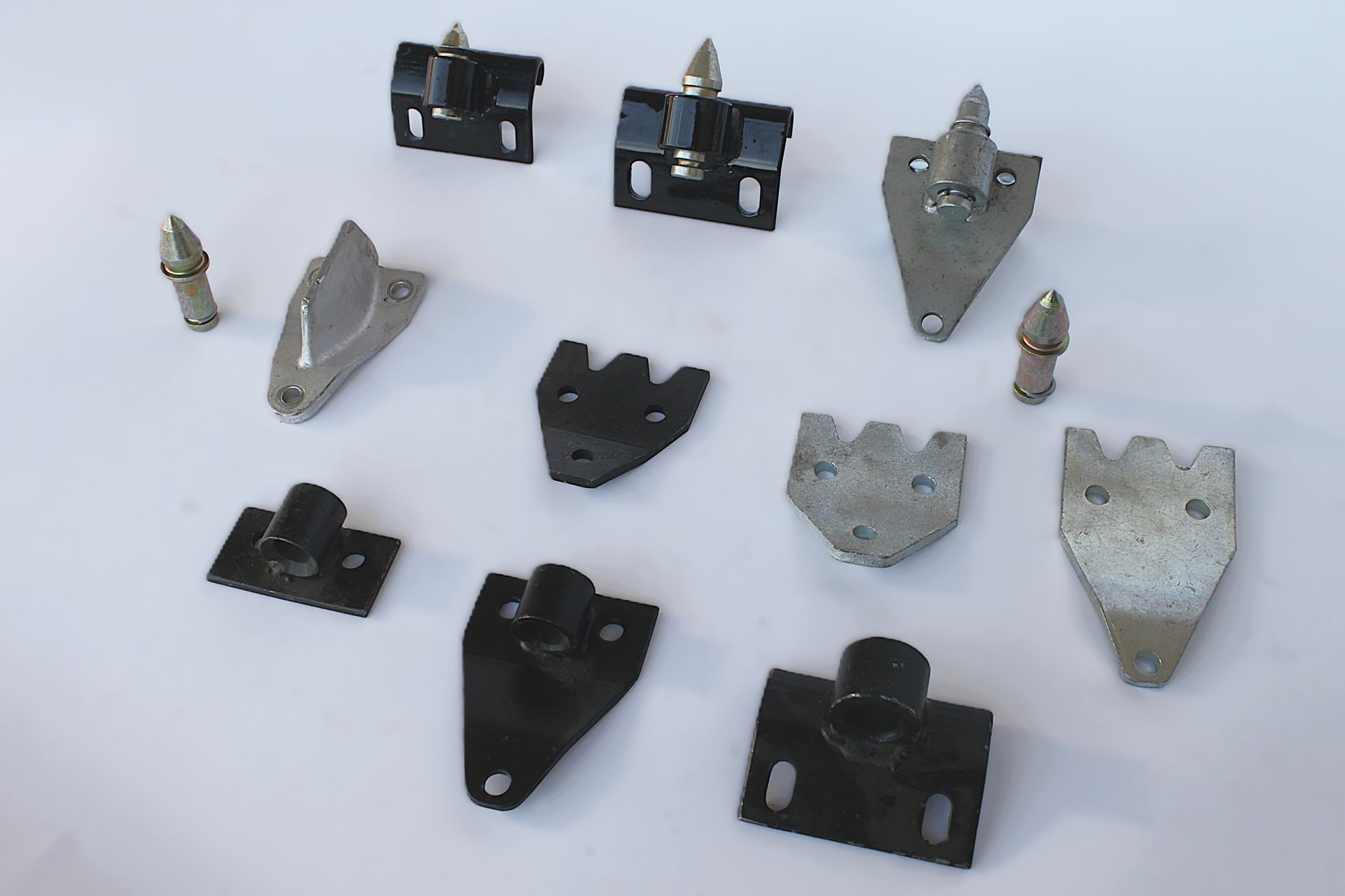 Buy Reliable Snow Groomer Ice Spikes for Improved Traction