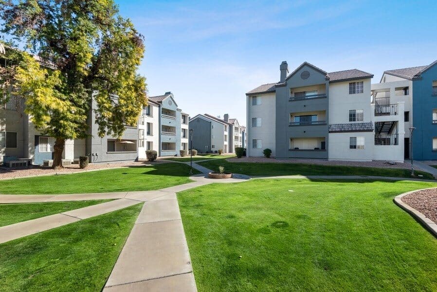 Array South Mountain | Apartments in Phoenix, AZ