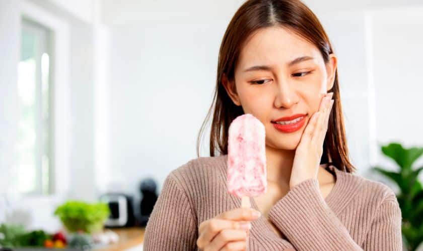 Why Chewing Ice Is Bad for Your Teeth | Vegas Tooth Dr