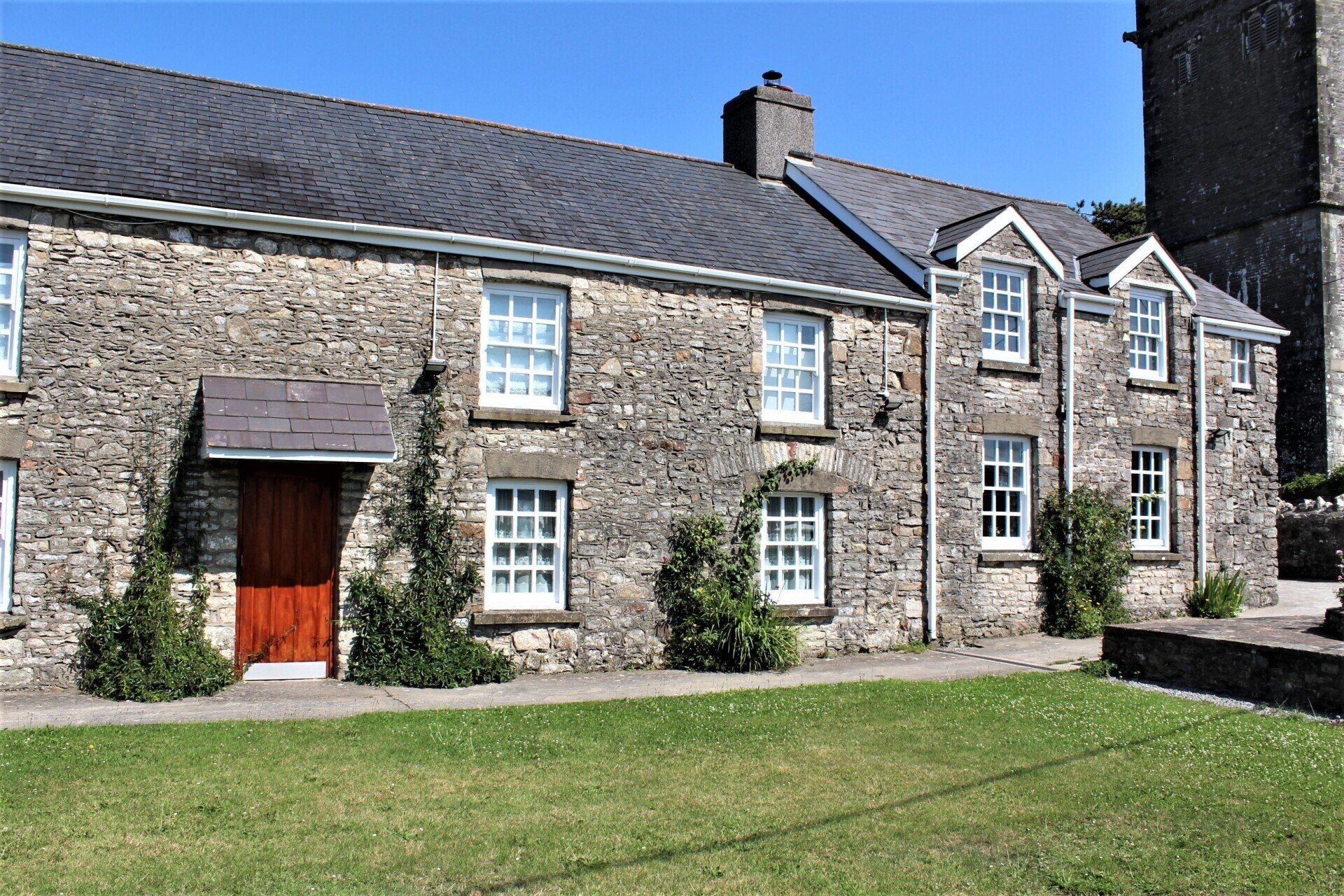 Cliff Cottage