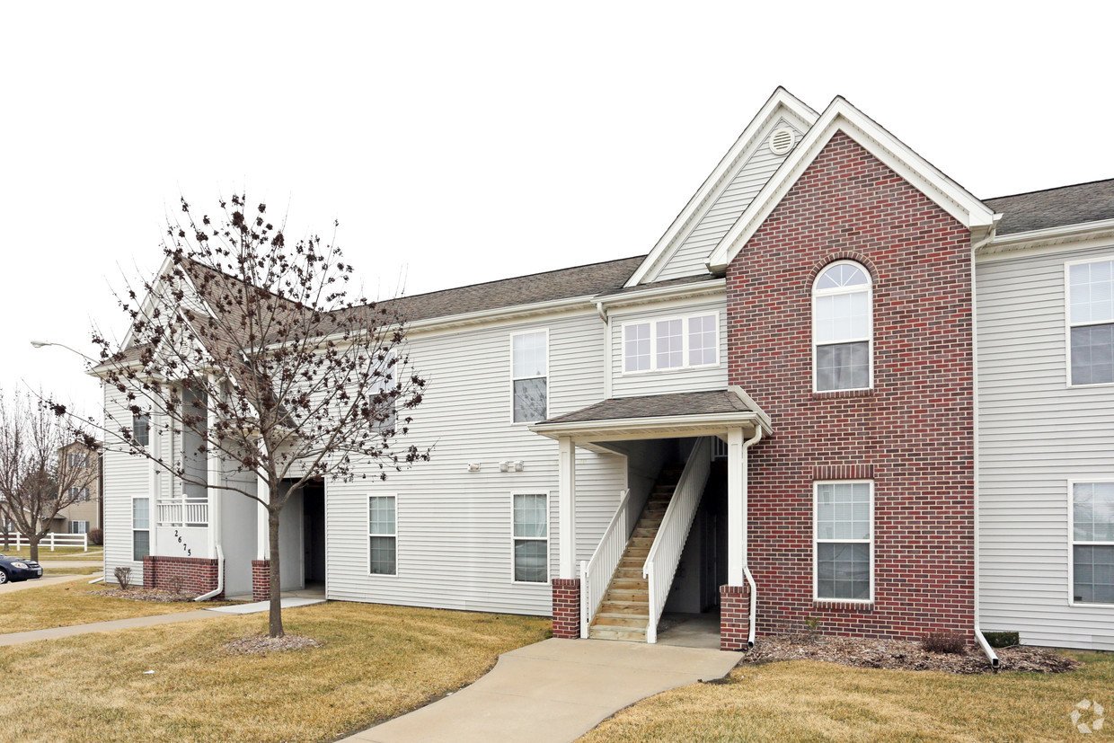 Mane Gate Apartments | AM Management