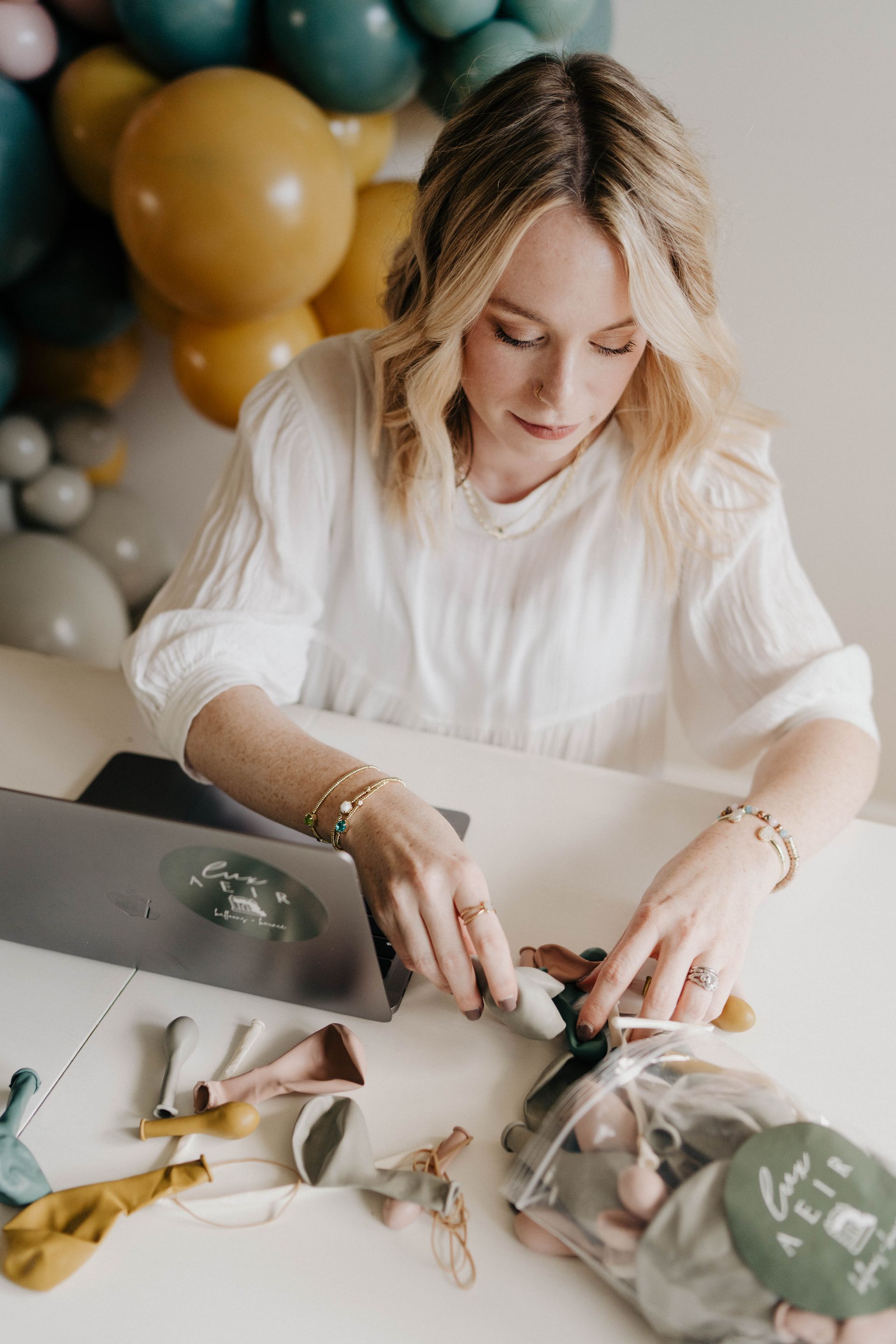 Grab & Go Garlands | LuxAeir Rome | Balloon Decor