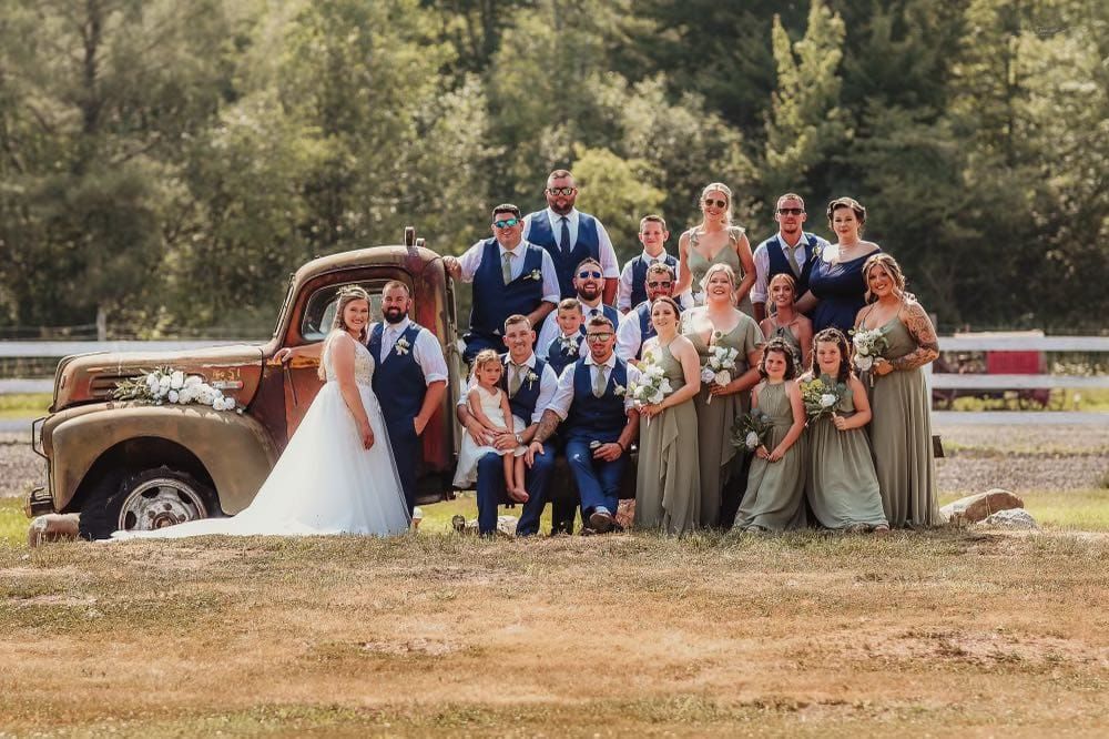 Michigan Wedding Barns | Wedding Destination | Mayhew Event Barn