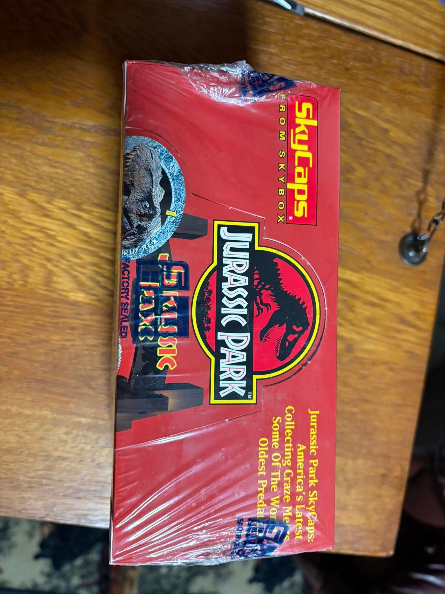 Jurassic Park SkyCaps “Pogs” Factory Sealed Box (1993 SkyBox) – 36 Packs