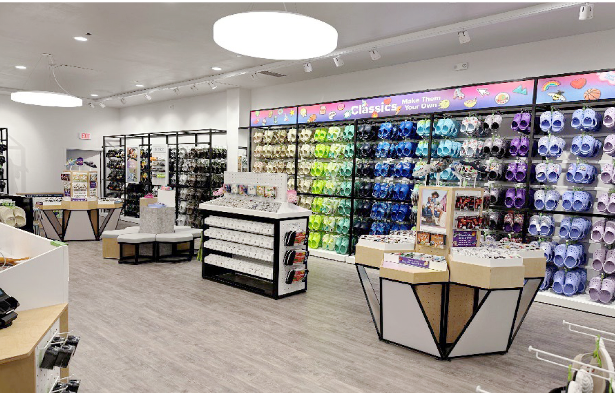 Crocs retail interior design | Q20