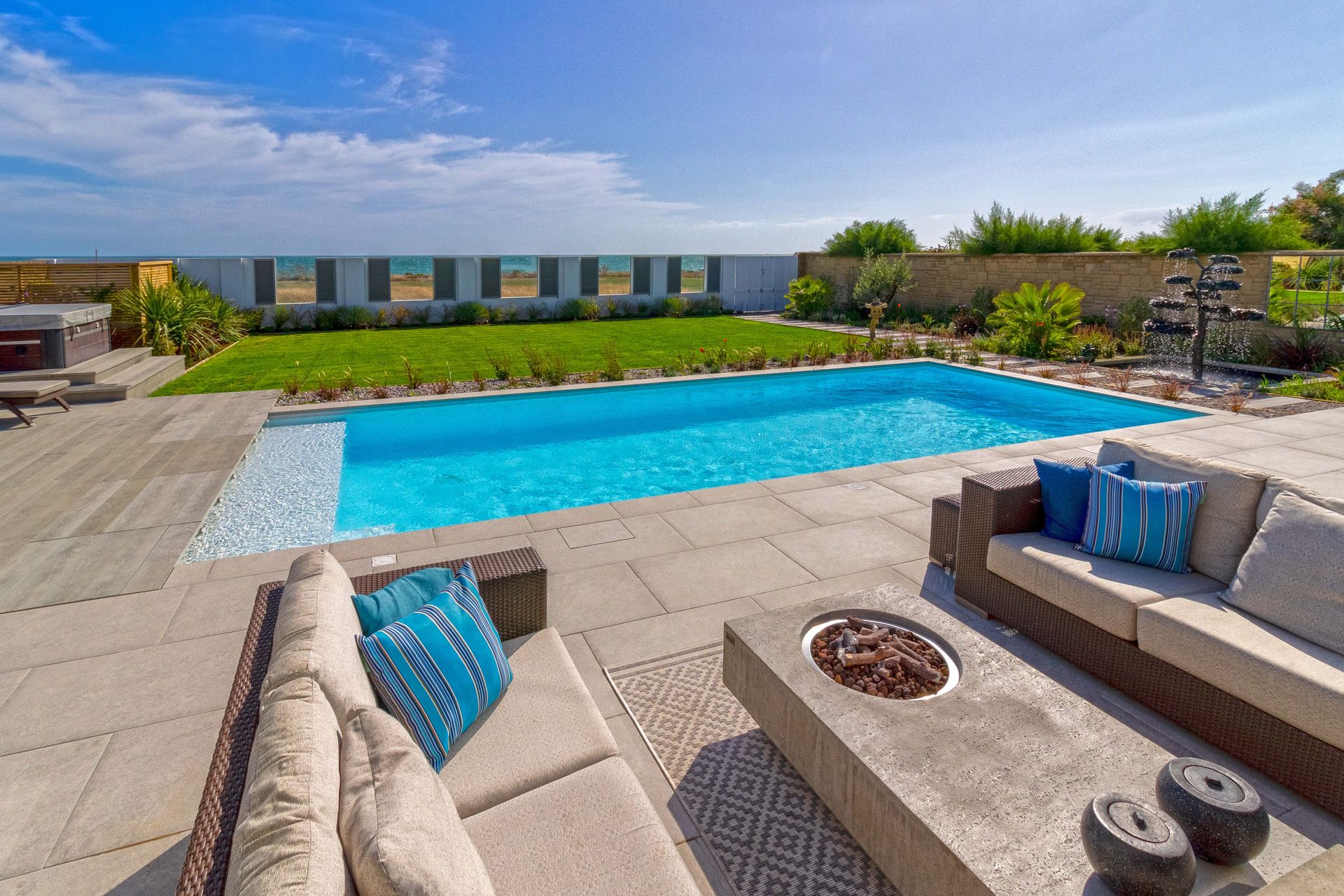 High Quality Pool Linings and Installations