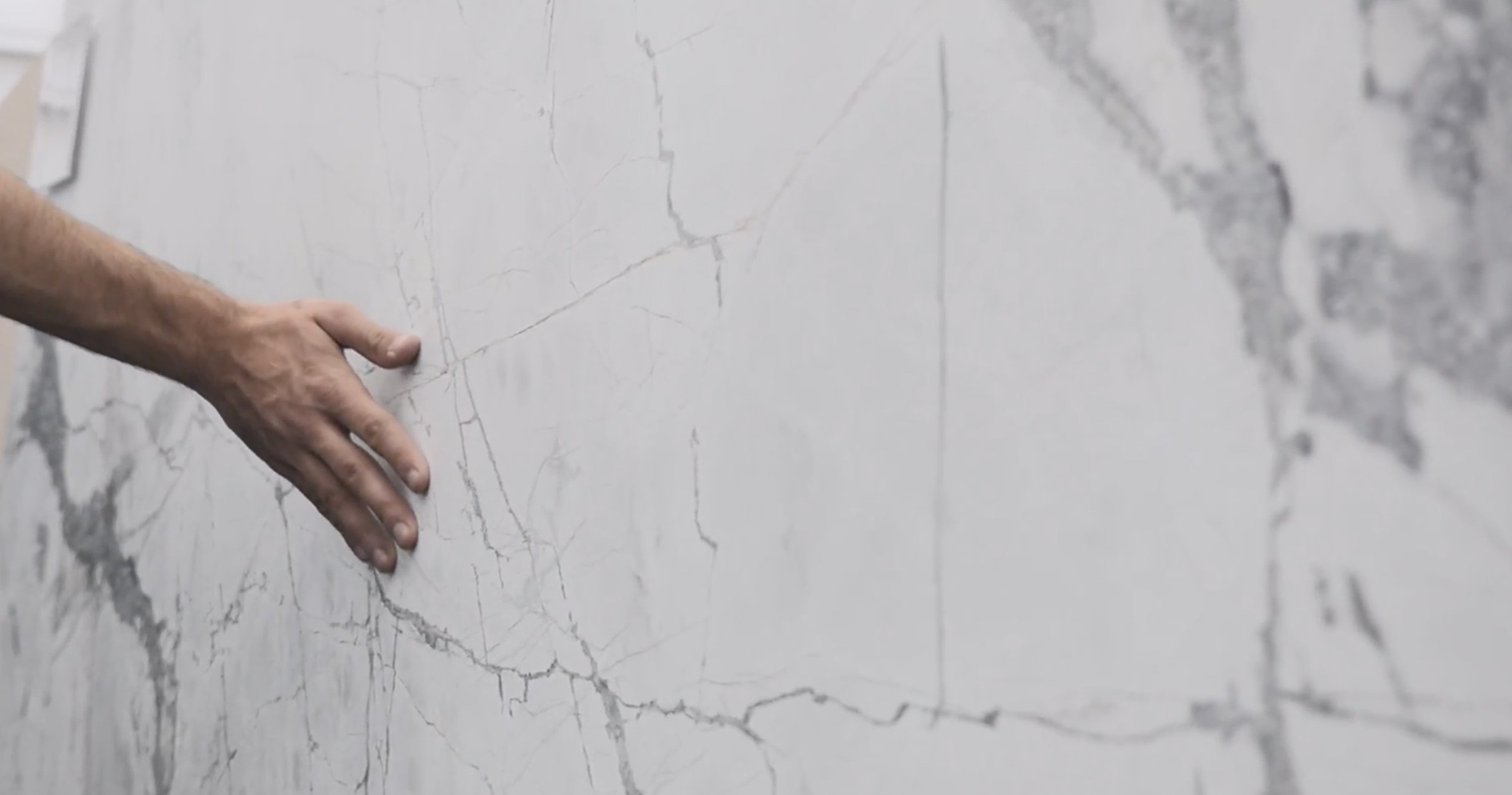 What do the different colors in granite mean?