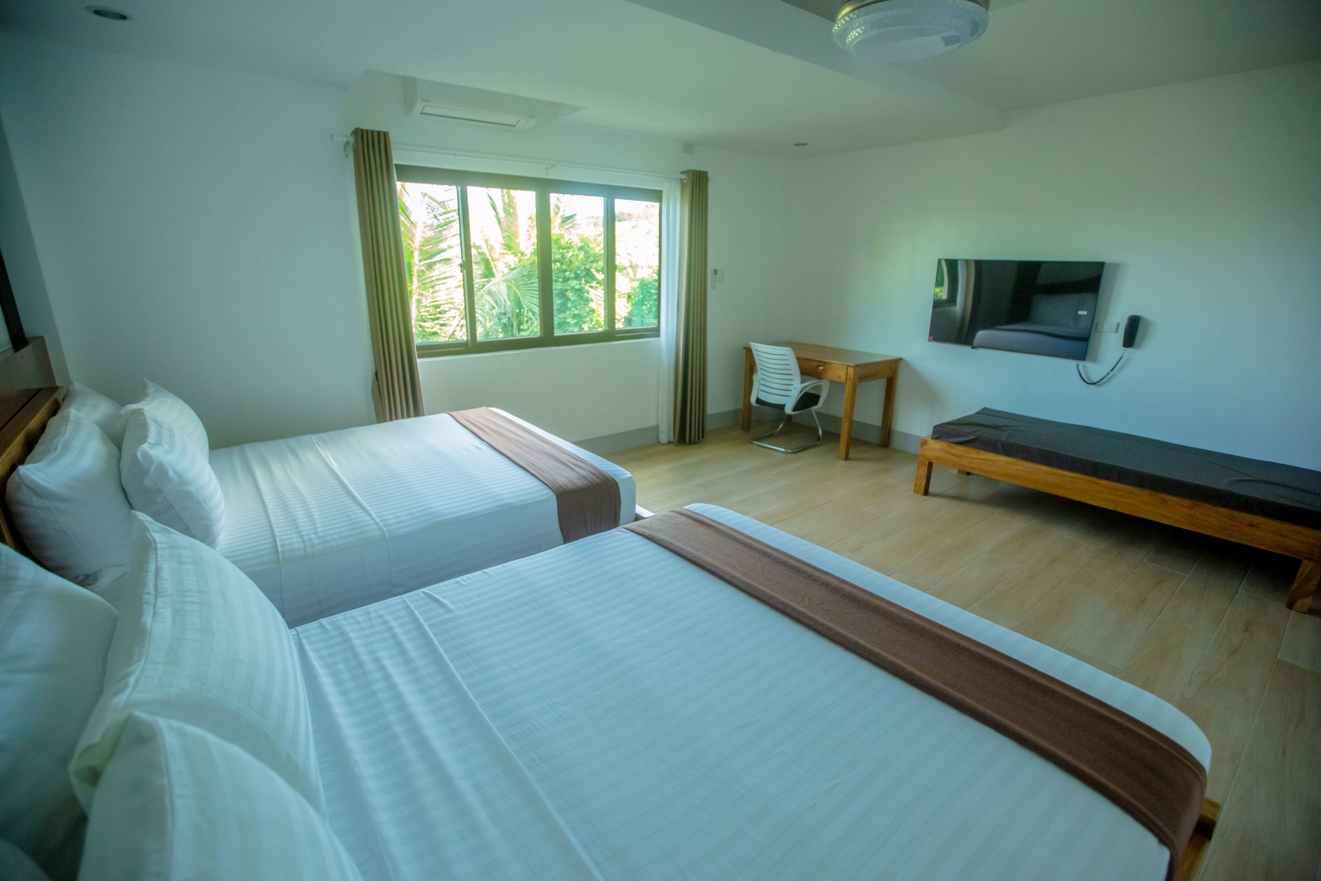 Rooms - Horizon Hotel Romblon