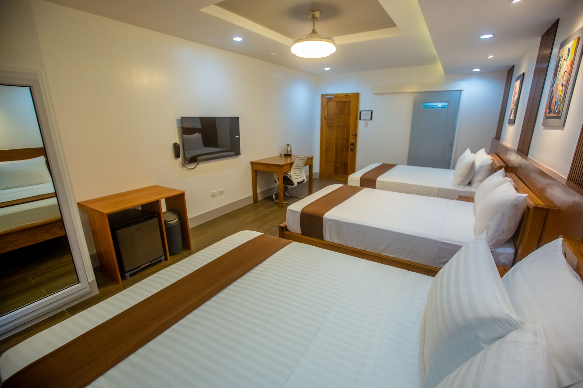 Rooms - Horizon Hotel Romblon