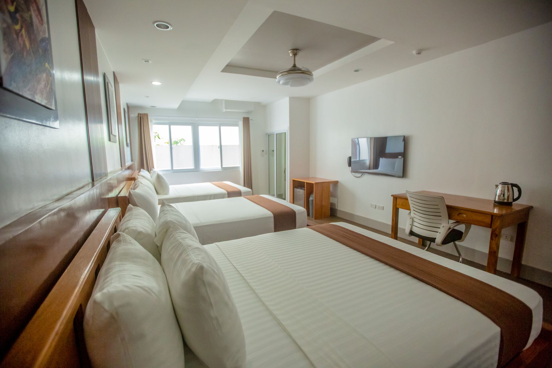 Rooms - Horizon Hotel Romblon