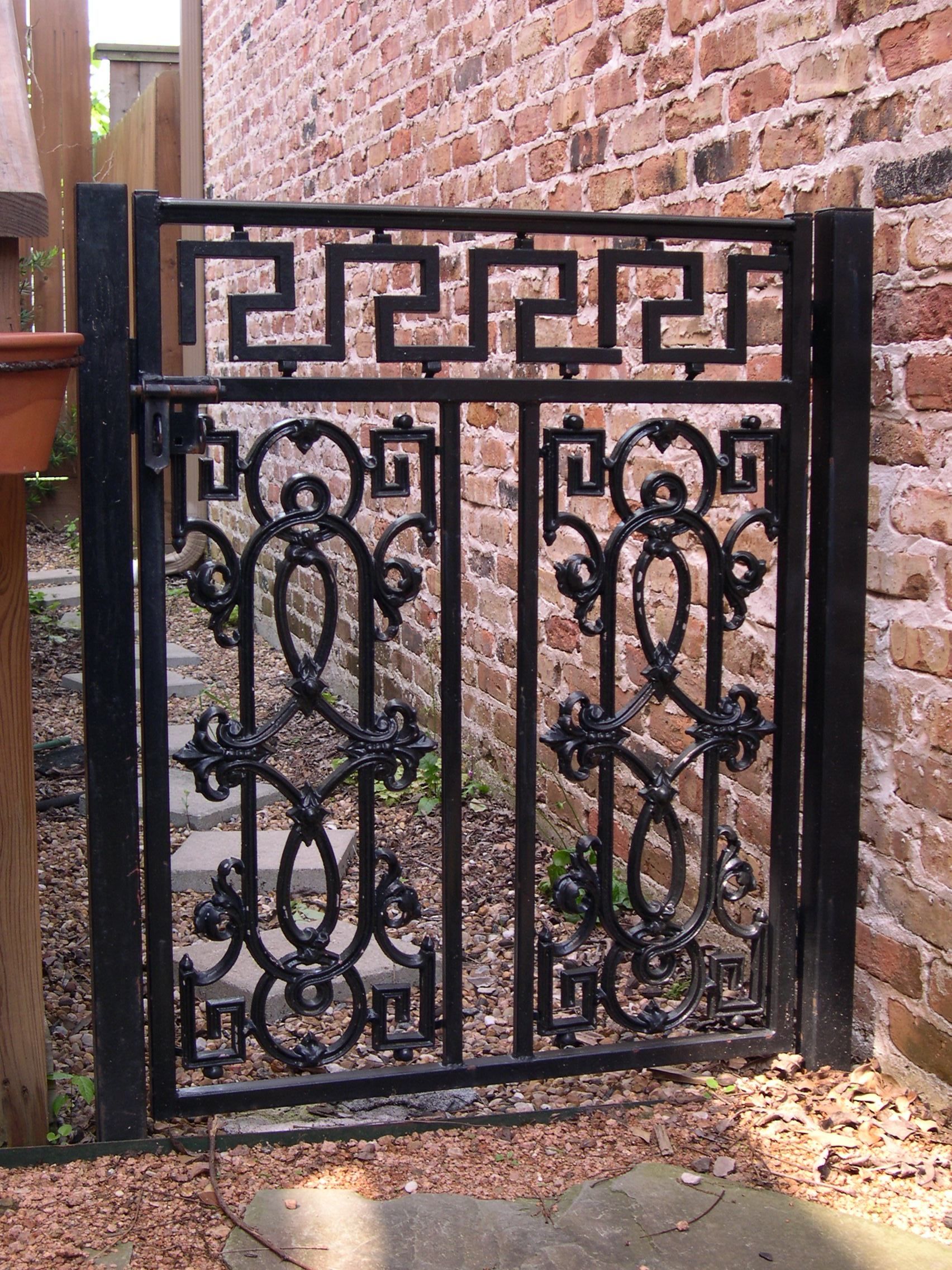 Custom Iron Entry Gates | Houston, TX