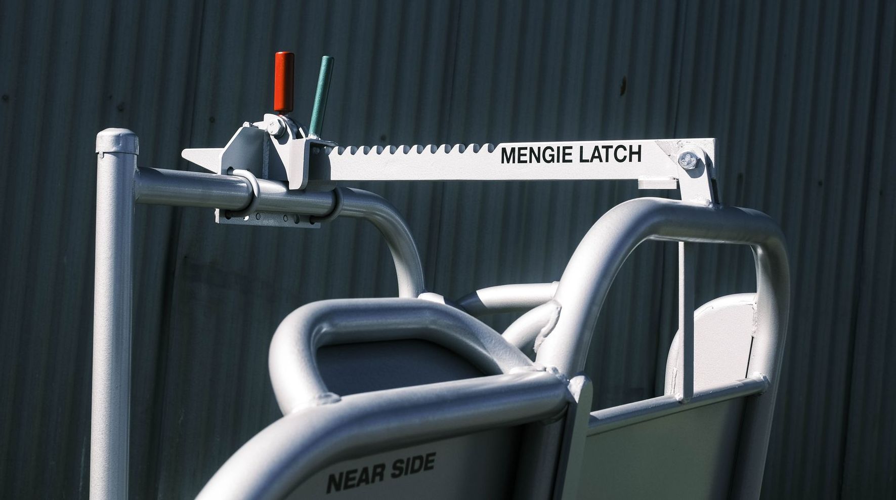 Meng Branding Cradle Latch
