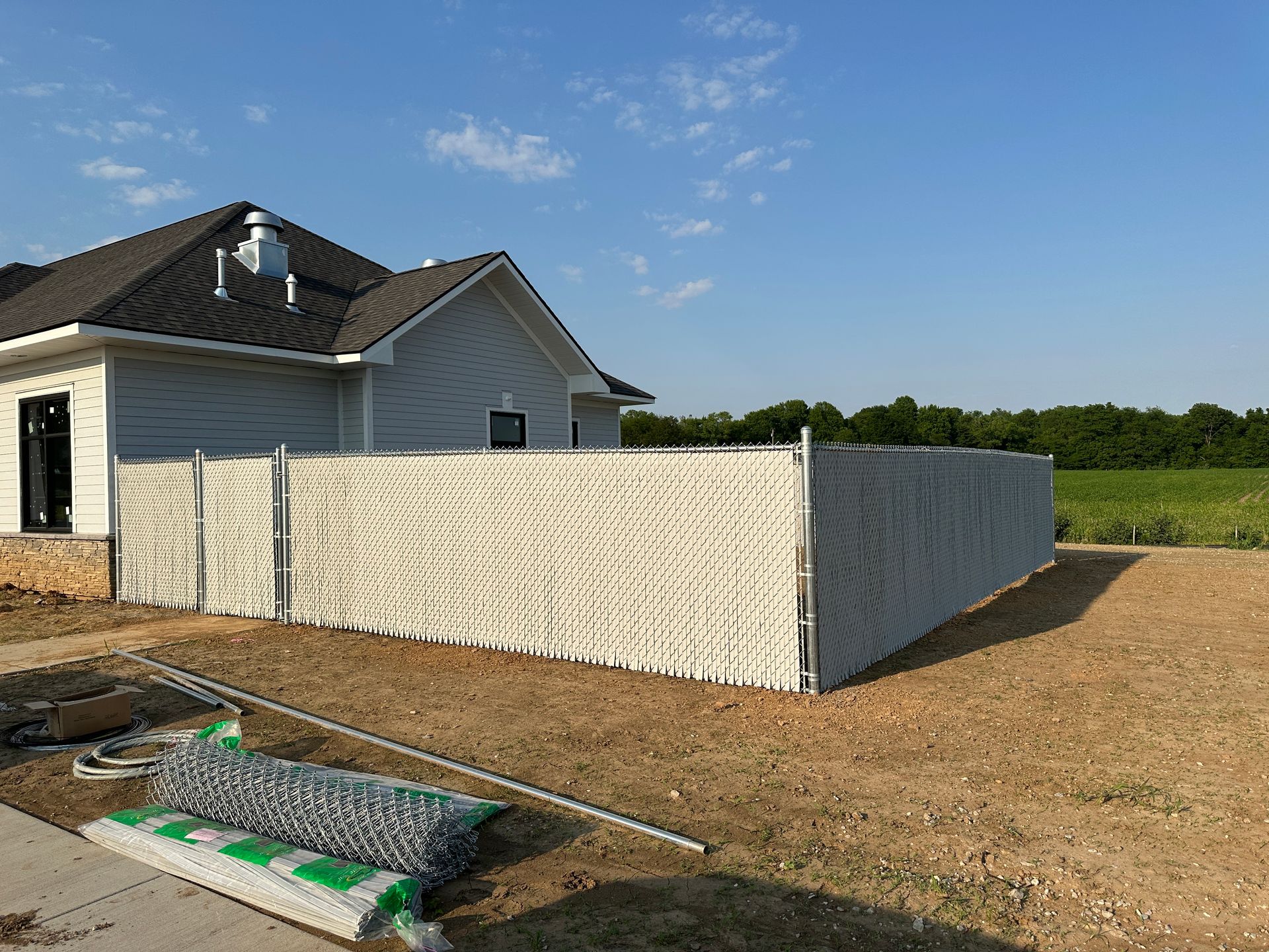 American Quality Fencing - Chain Link, Wood, Vinyl, & Aluminum Fence
