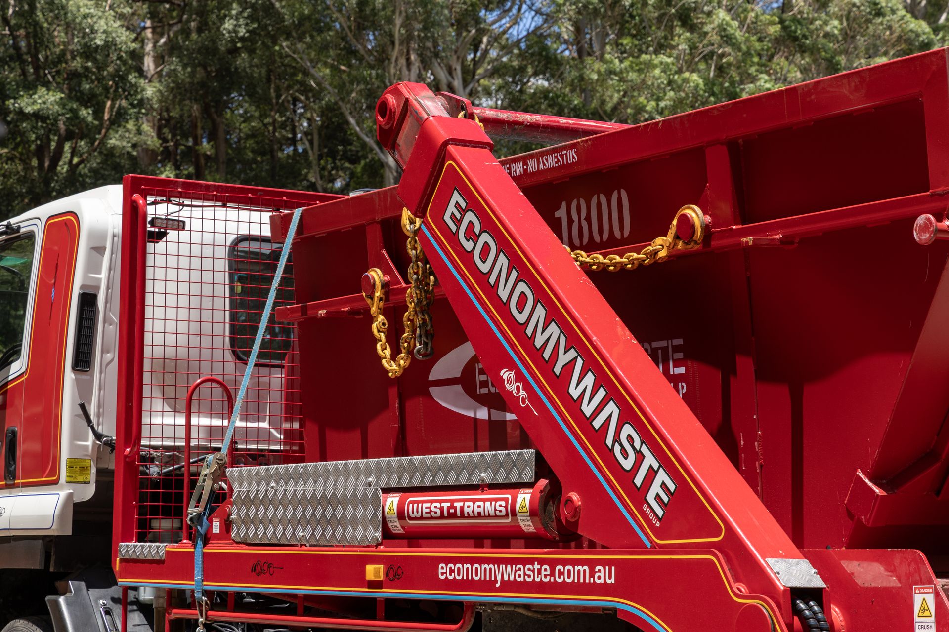 Skip Bin Sizes on the Central Coast | Economy Waste Group