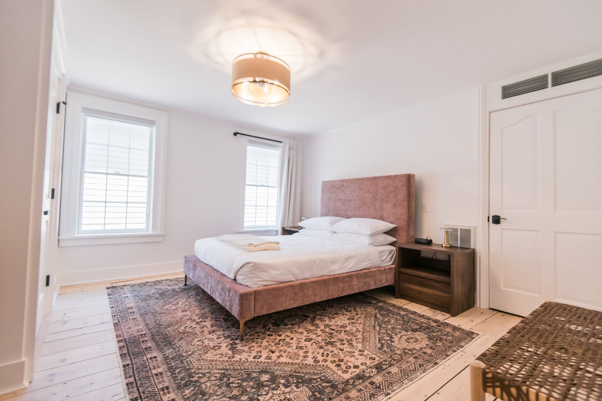 Stay | Old Dutch Inn | Boutique Kinderhook Inn