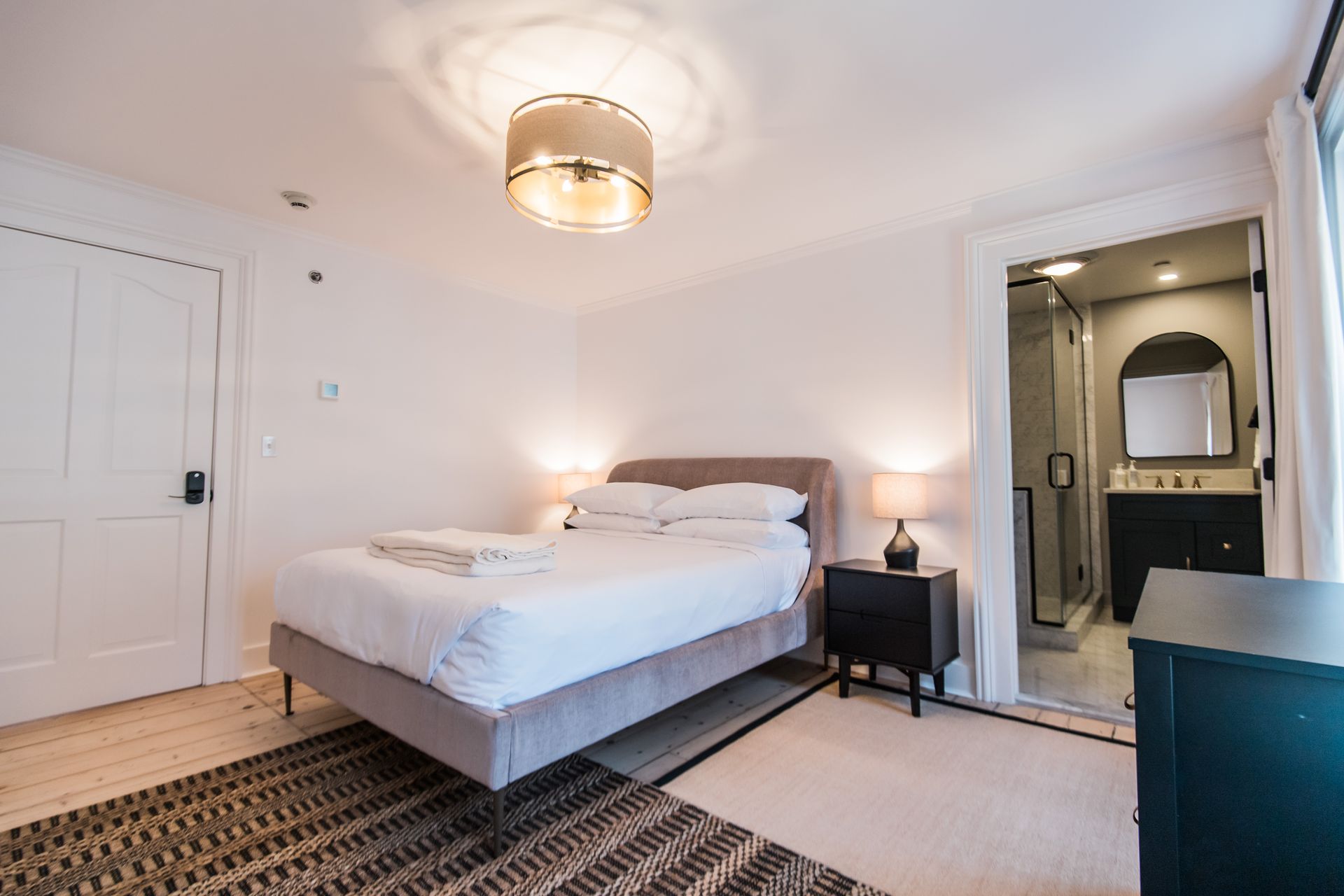 Stay | Old Dutch Inn | Boutique Kinderhook Inn