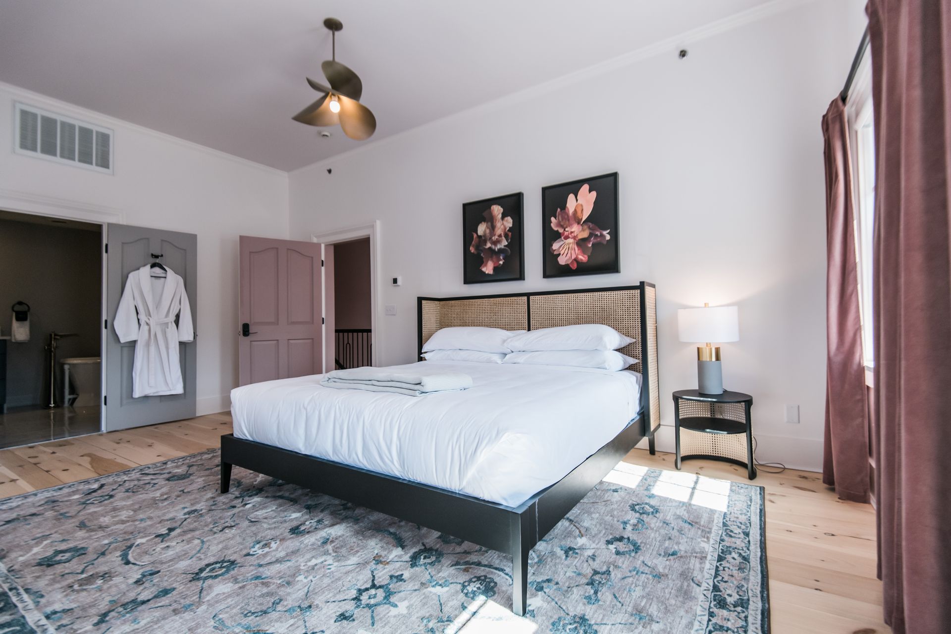 Stay | Old Dutch Inn | Boutique Kinderhook Inn