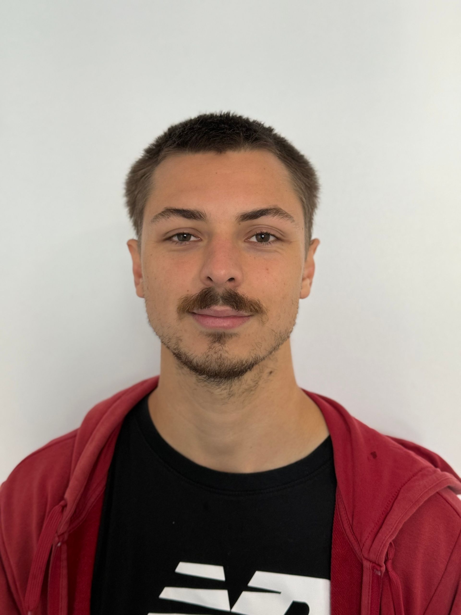Meet Col Jones Swim Team | Experienced Swimming Instructors