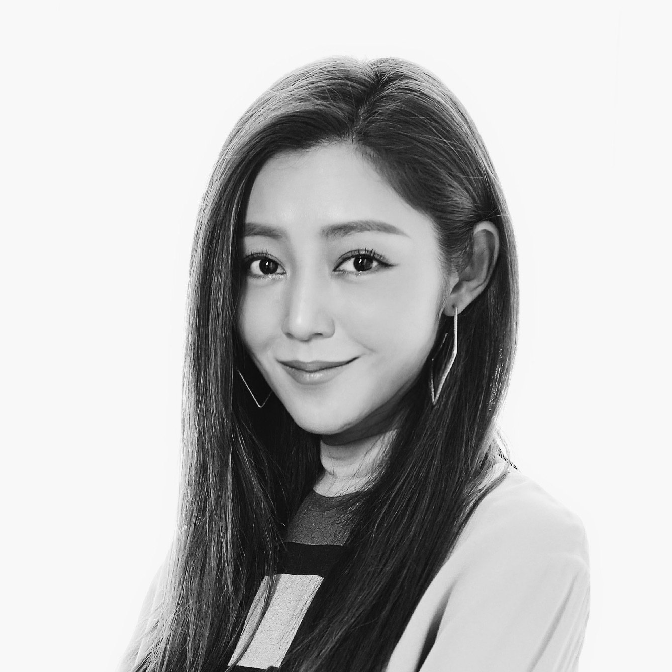 About Us｜First Initiative Foundation