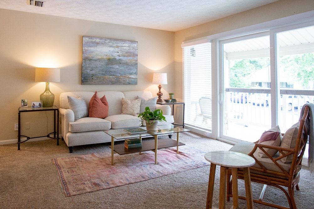 Gallery | See Life at Kinstone River Apartments in Atlanta