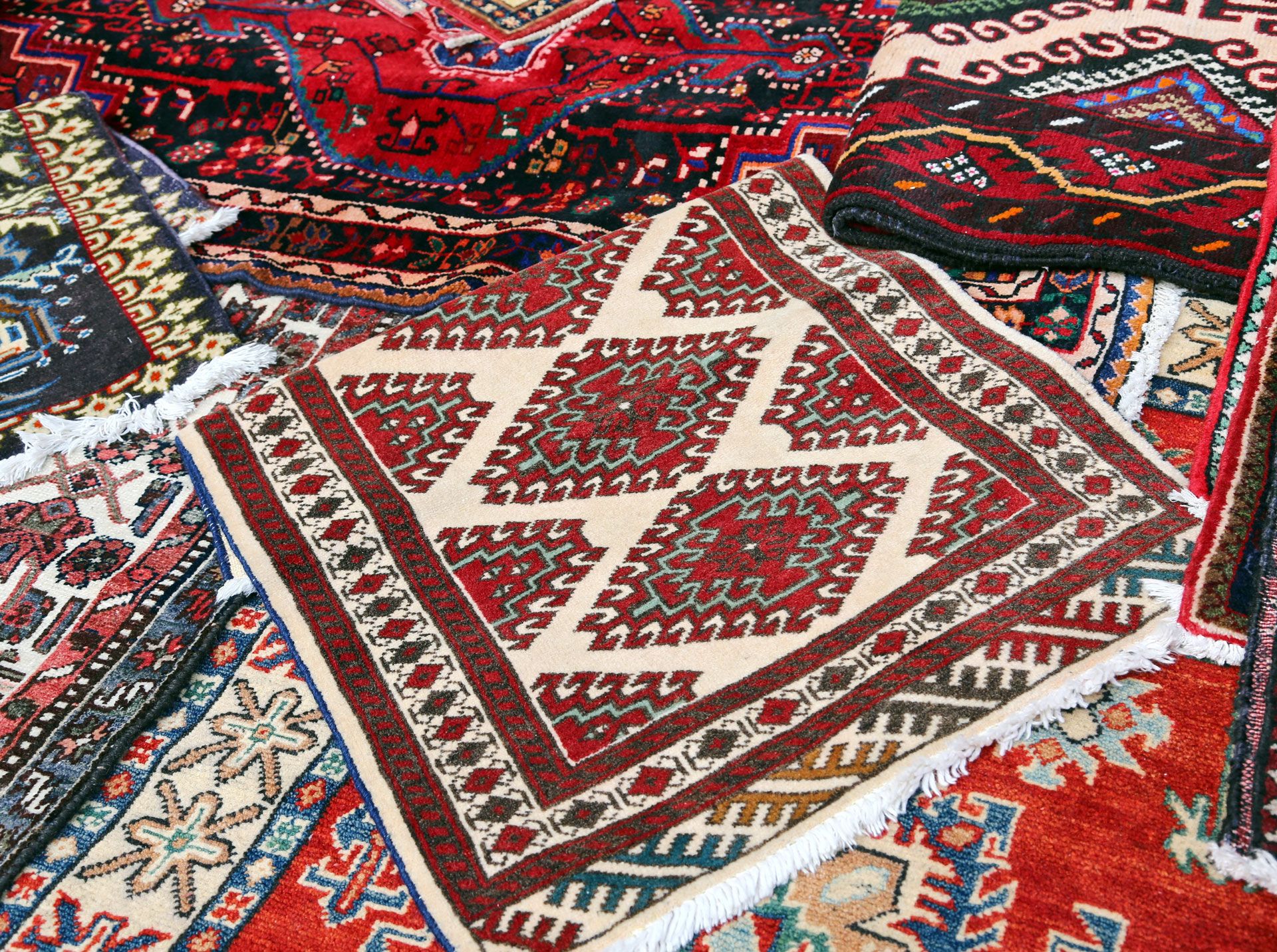 Buy & Sell Rugs | Persian Rug Bazaar