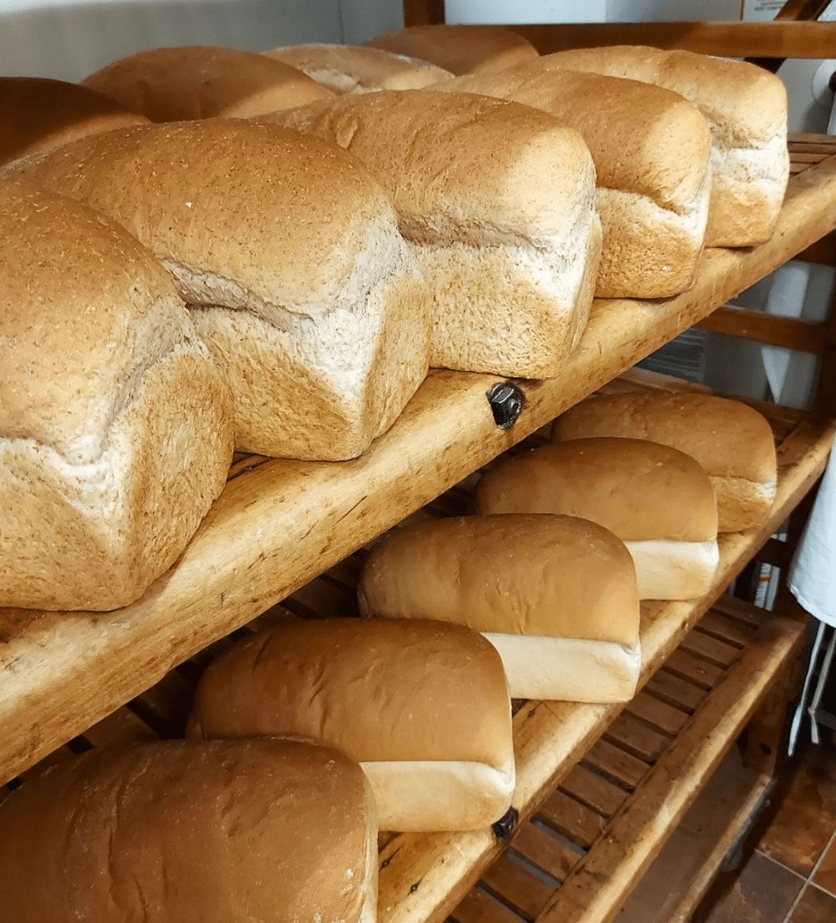 Bakery | Hanks Pastries | Port Perry, Ontario