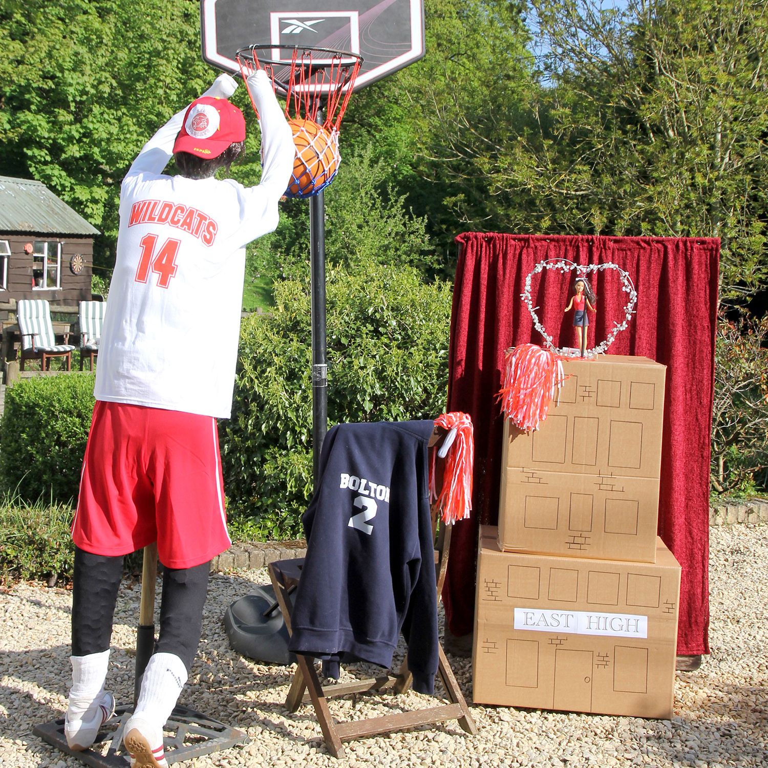 Urchfont Scarecrow Festival | 2018 Scarecrow gallery