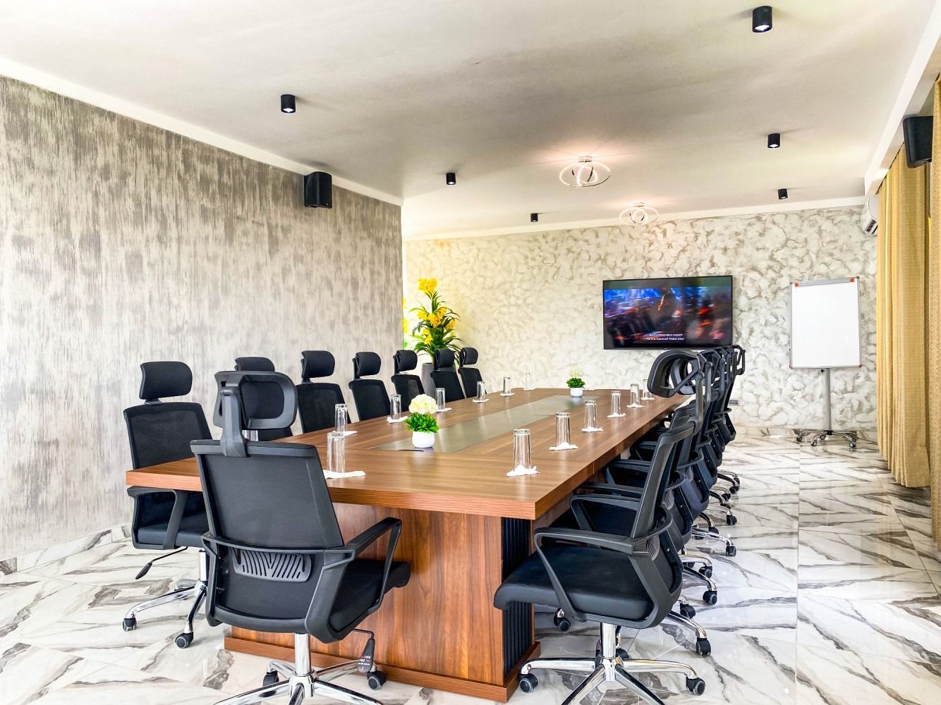 Gallery | BridgeView Resort | Akosombo, Ghana