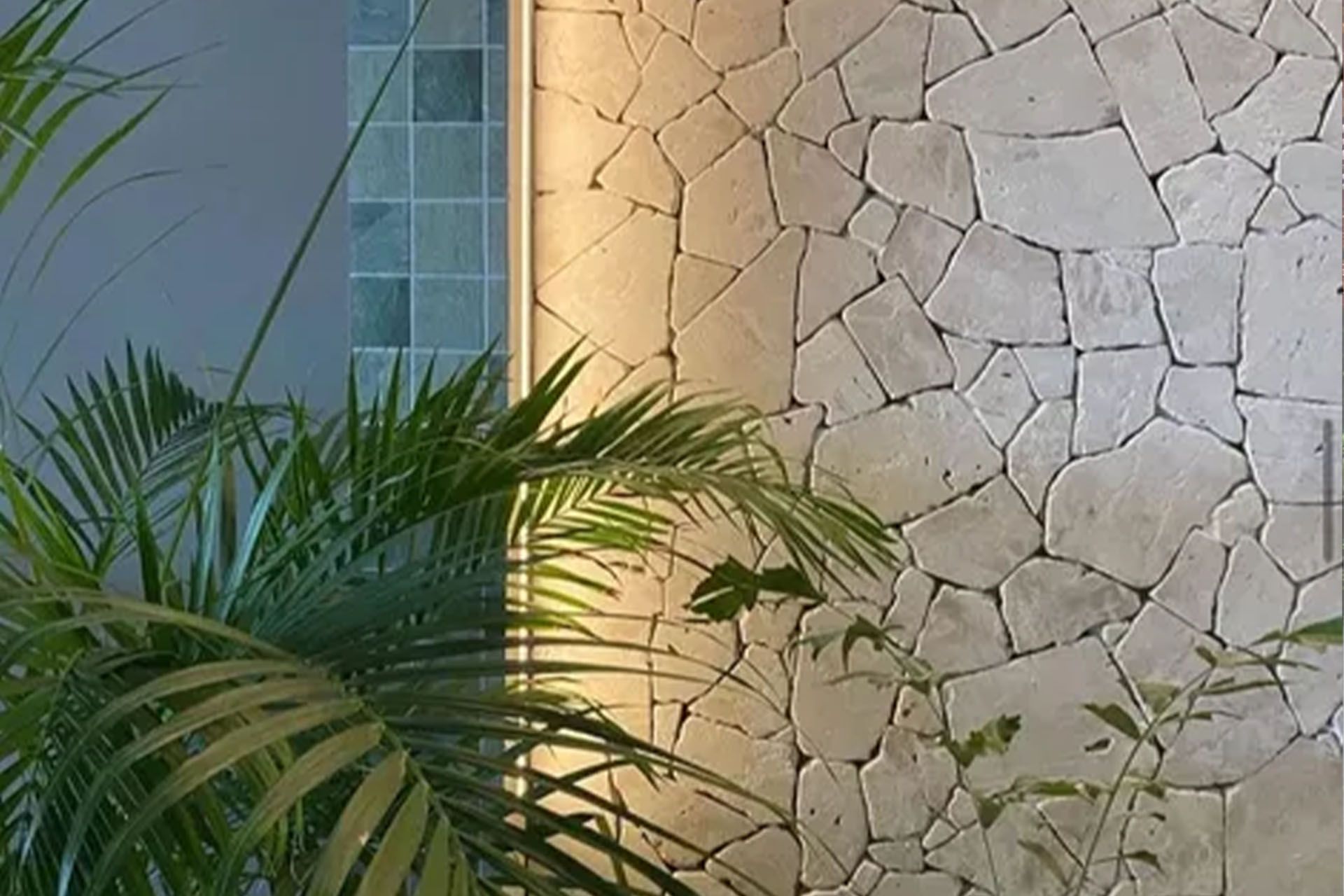 Conheça a Pedra La Roccia