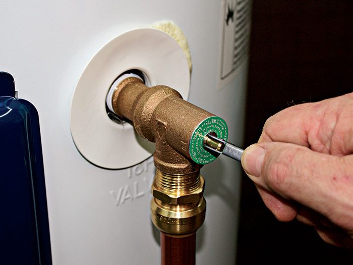 Tankless Water Heater Maintenance Guide | Sunshine Plumbers
