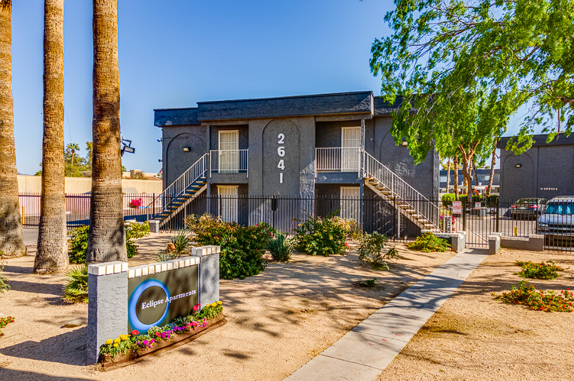 Home | Eclipse Apartments