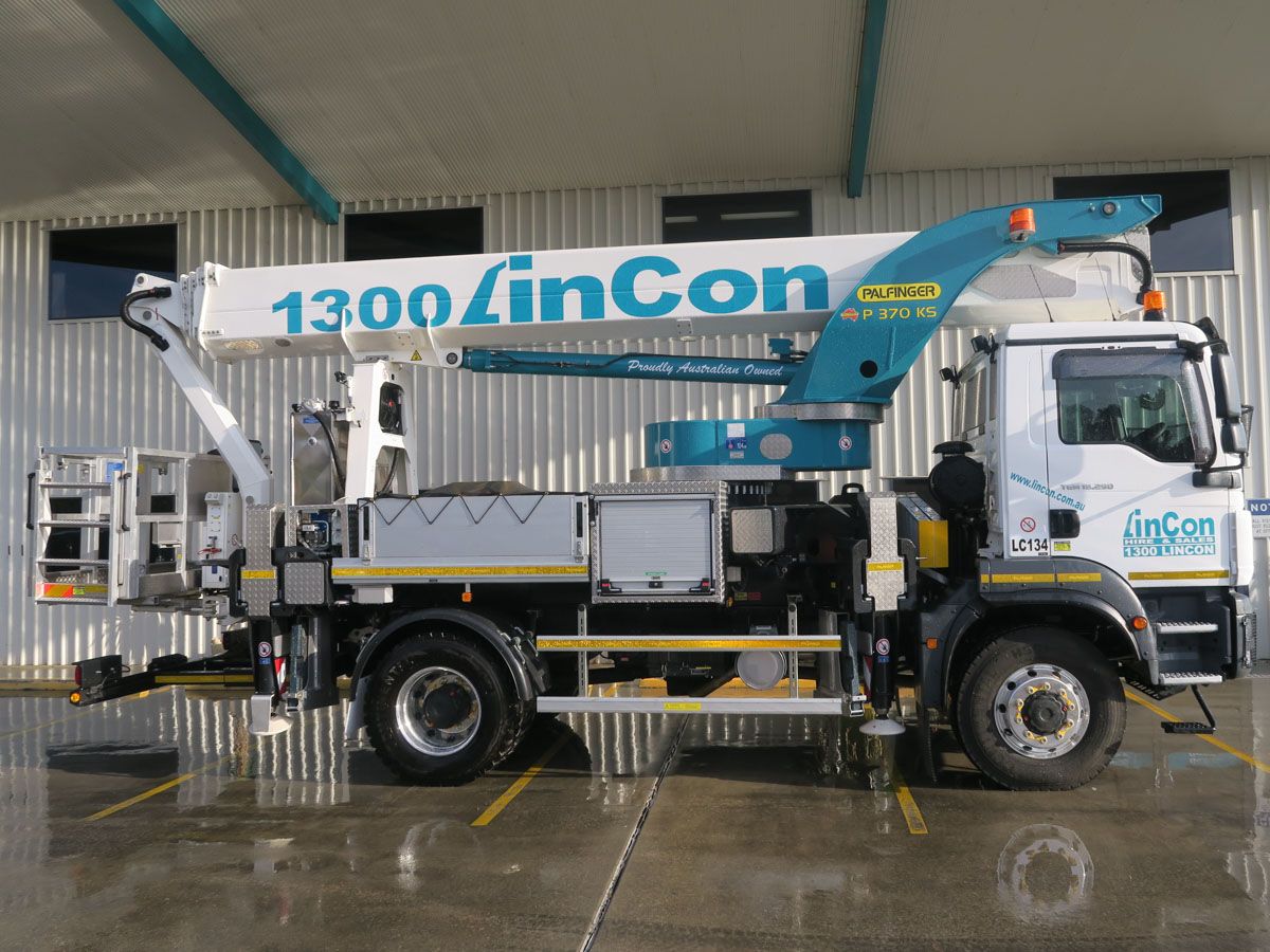 P370 Access platform hire