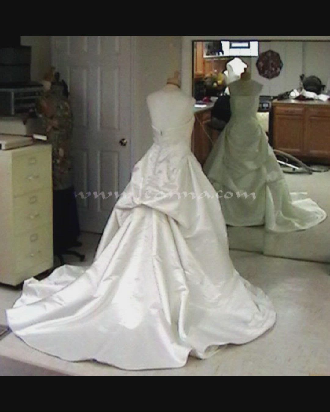 Wedding dress side bustle 60 photos - Astyledwedding.com