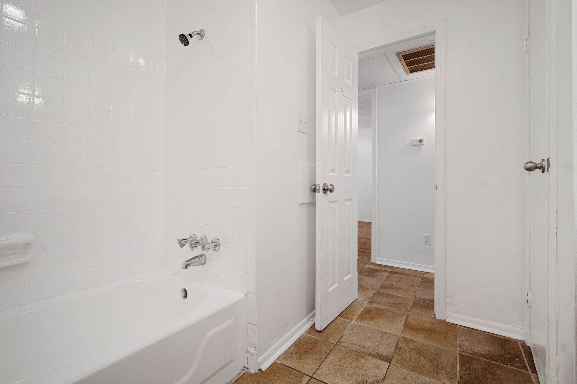 Fresh Apartment Living - Southbrooke Apartments Home