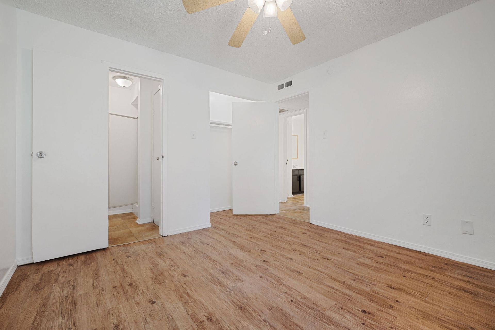 Fresh Apartment Living - Southbrooke Apartments Home