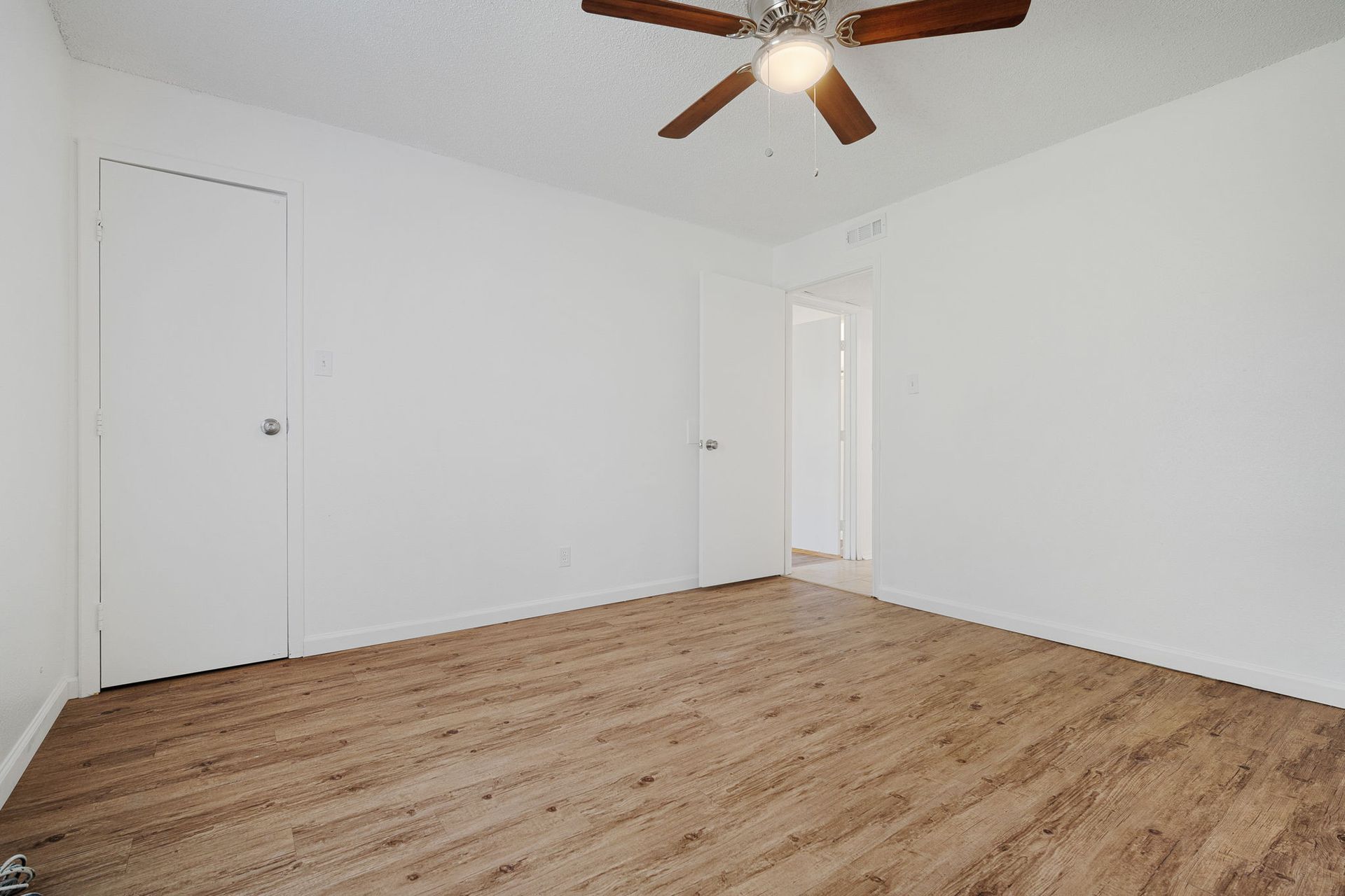 Fresh Apartment Living - Southbrooke Apartments Home