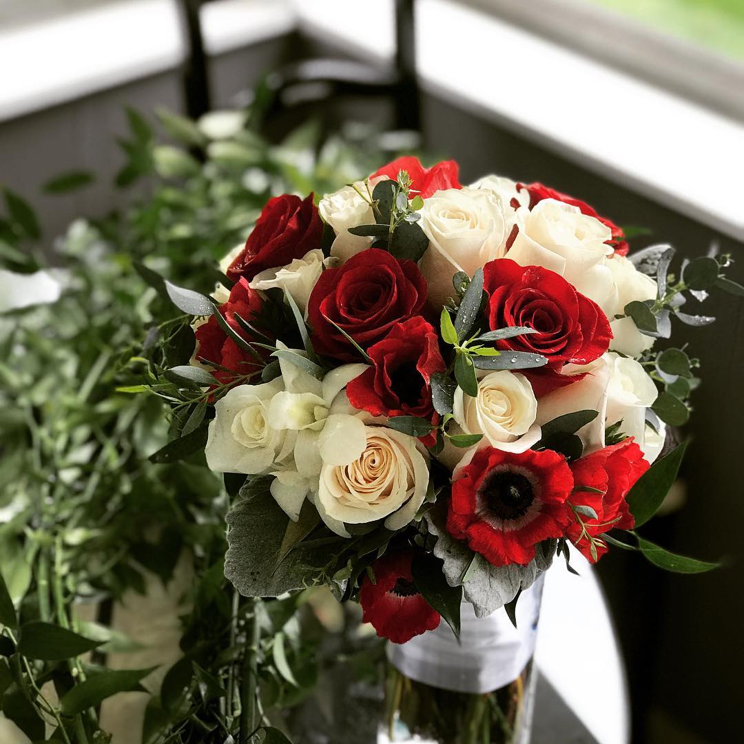 Florist | St. Paul, MN | (651) 221-9700