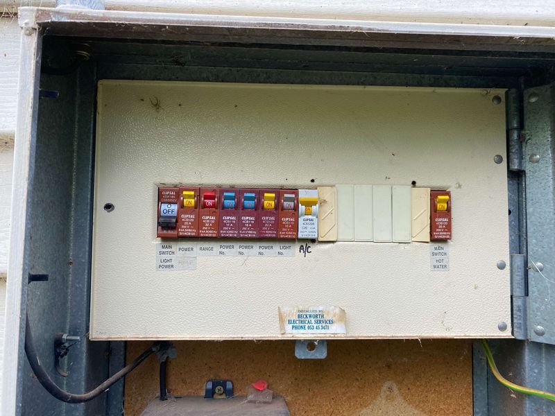 Switchboard Upgrades Ballarat | Hud Elec