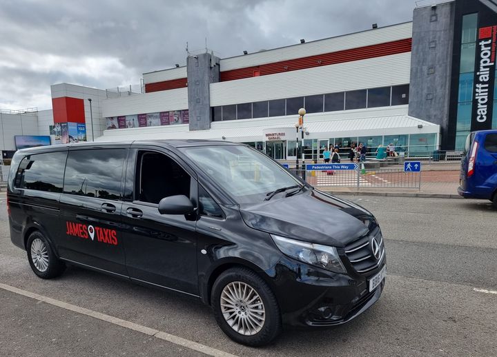 James Taxis and Minibuses; Taxi hire, minibuses and cabs in Porthcawl