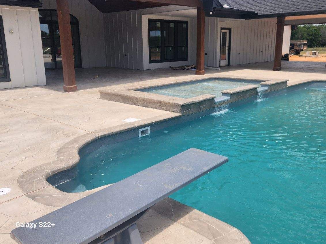 Contact American Fiberglass Pools | Houston, TX
